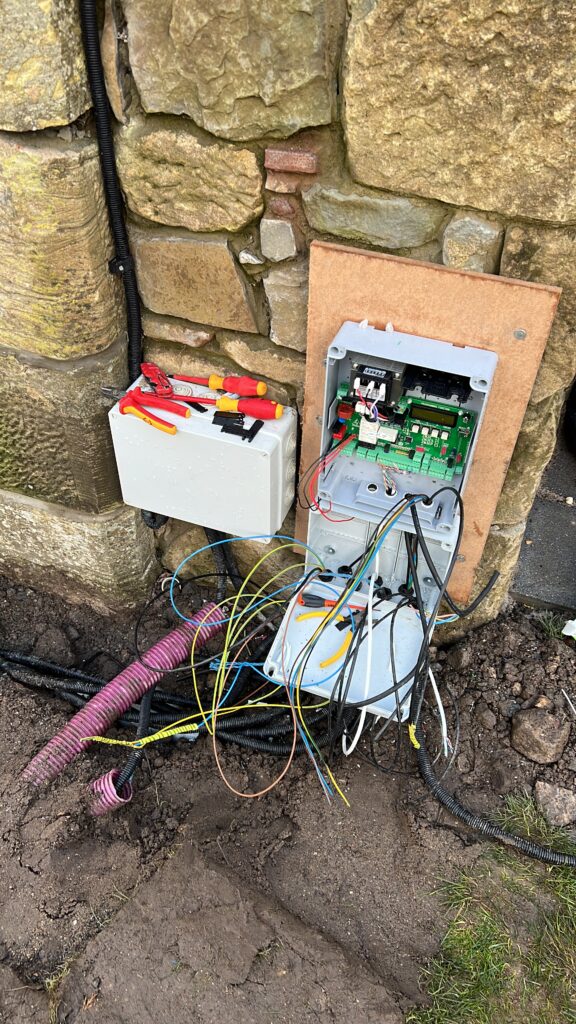 Gates, gates and even more gates - R H Elliott Ltd